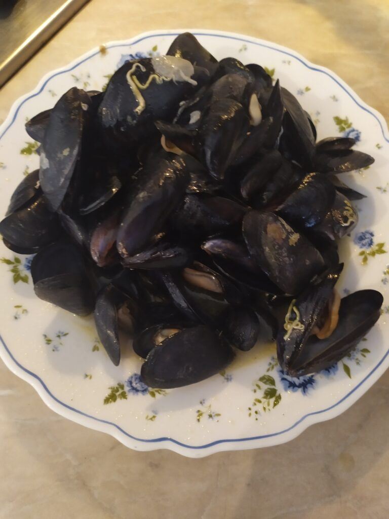 Black Mussels Recipe | Family Cooking Recipes