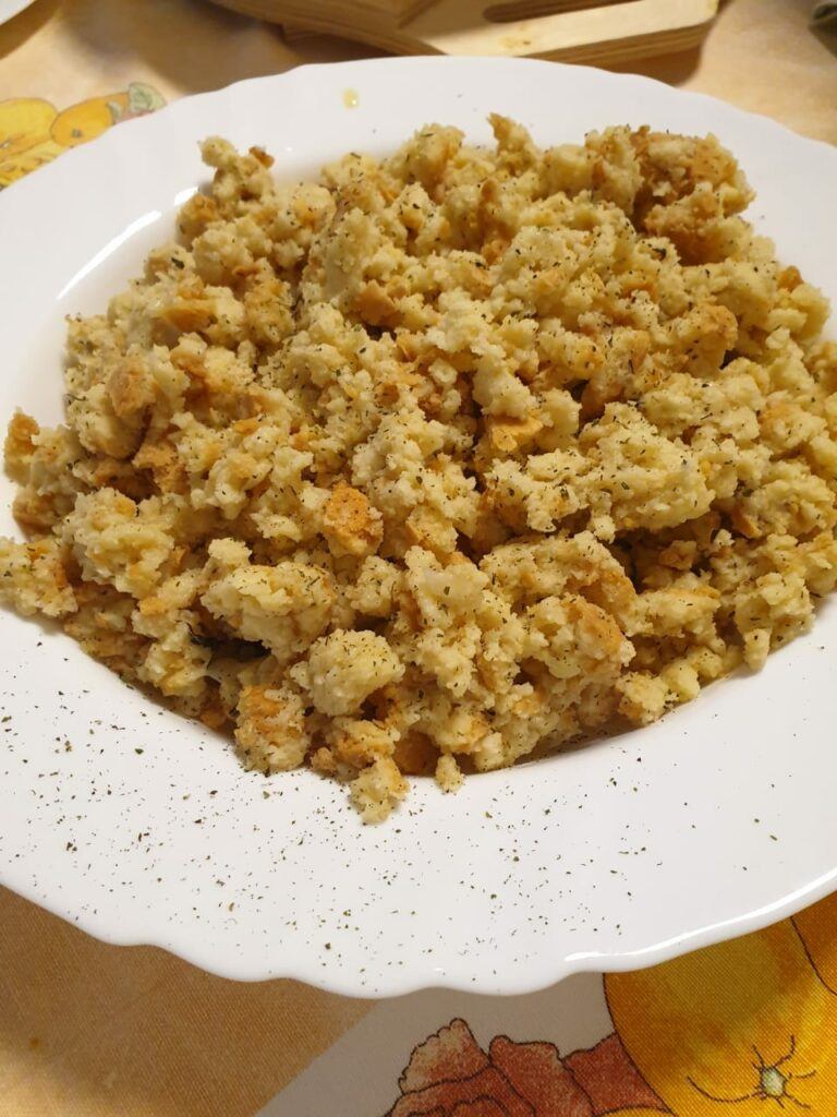 Pule Me Pershesh- A Traditional Albanian Recipe | Family Cooking Recipes