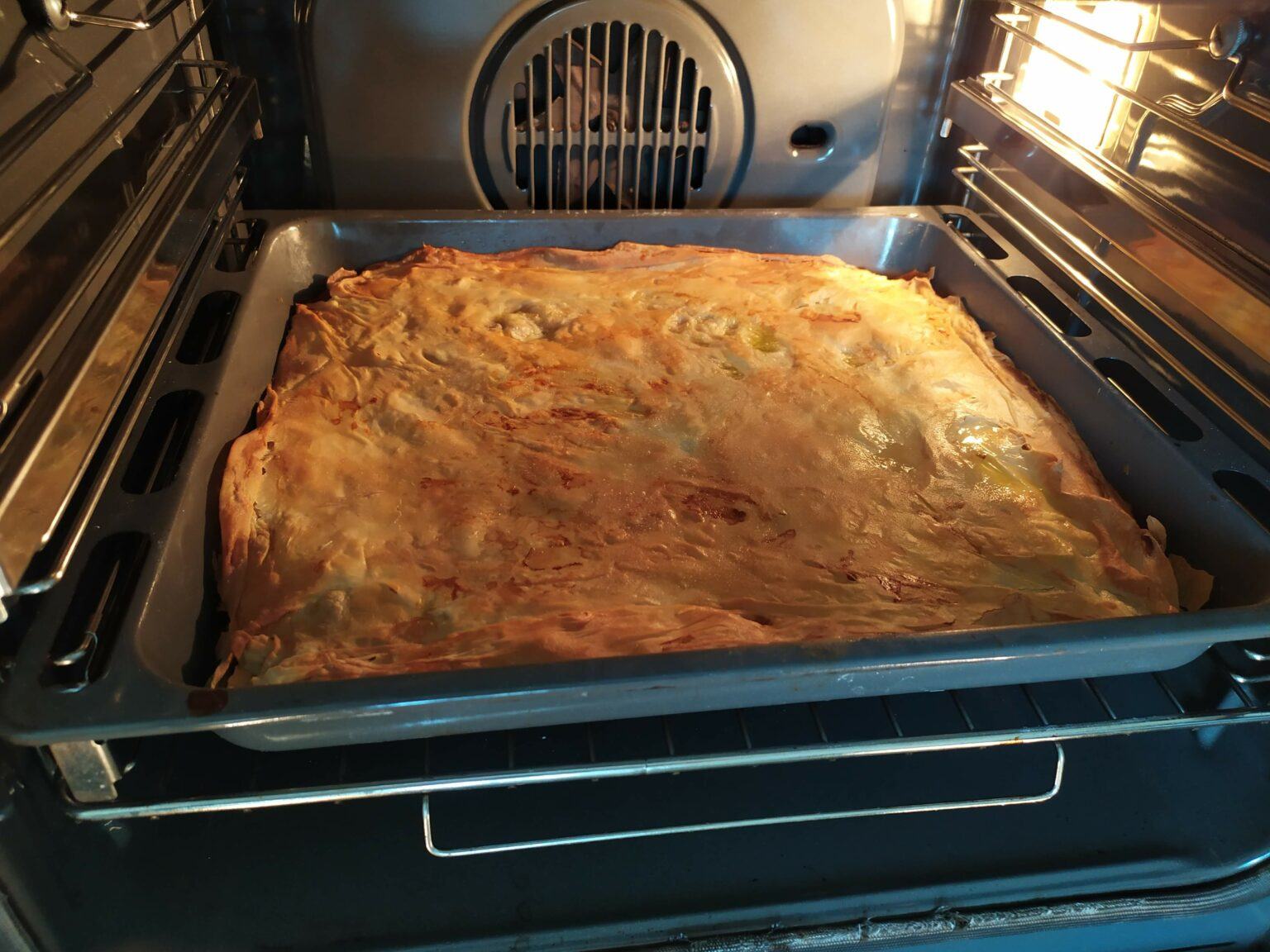 Byrek Me Fasule- Another Delicious Albanian Traditional Food | Family ...