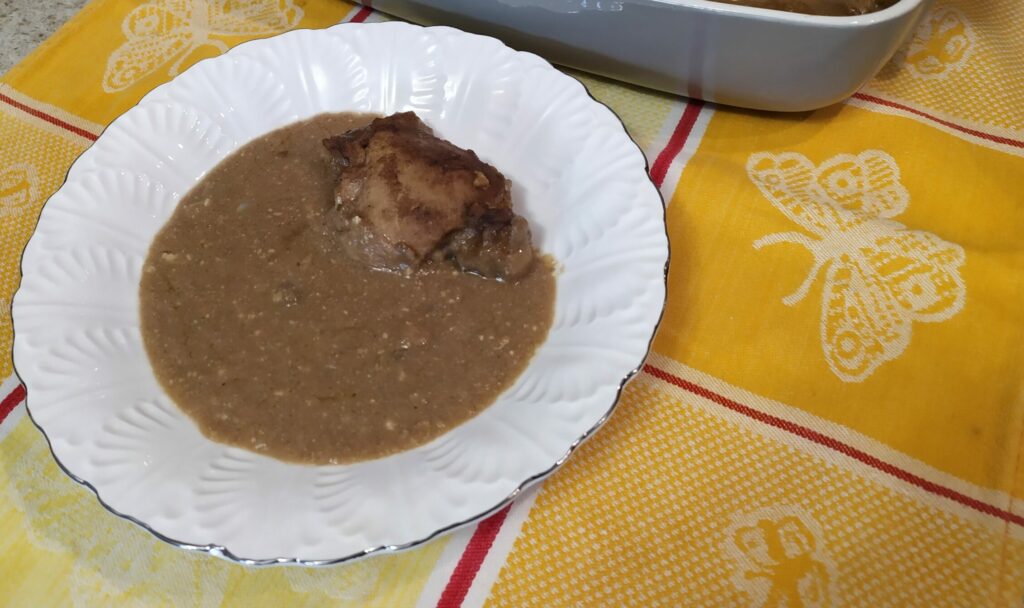 Chicken And Nuts-A delicious traditiona Albanian dish | Family Cooking ...