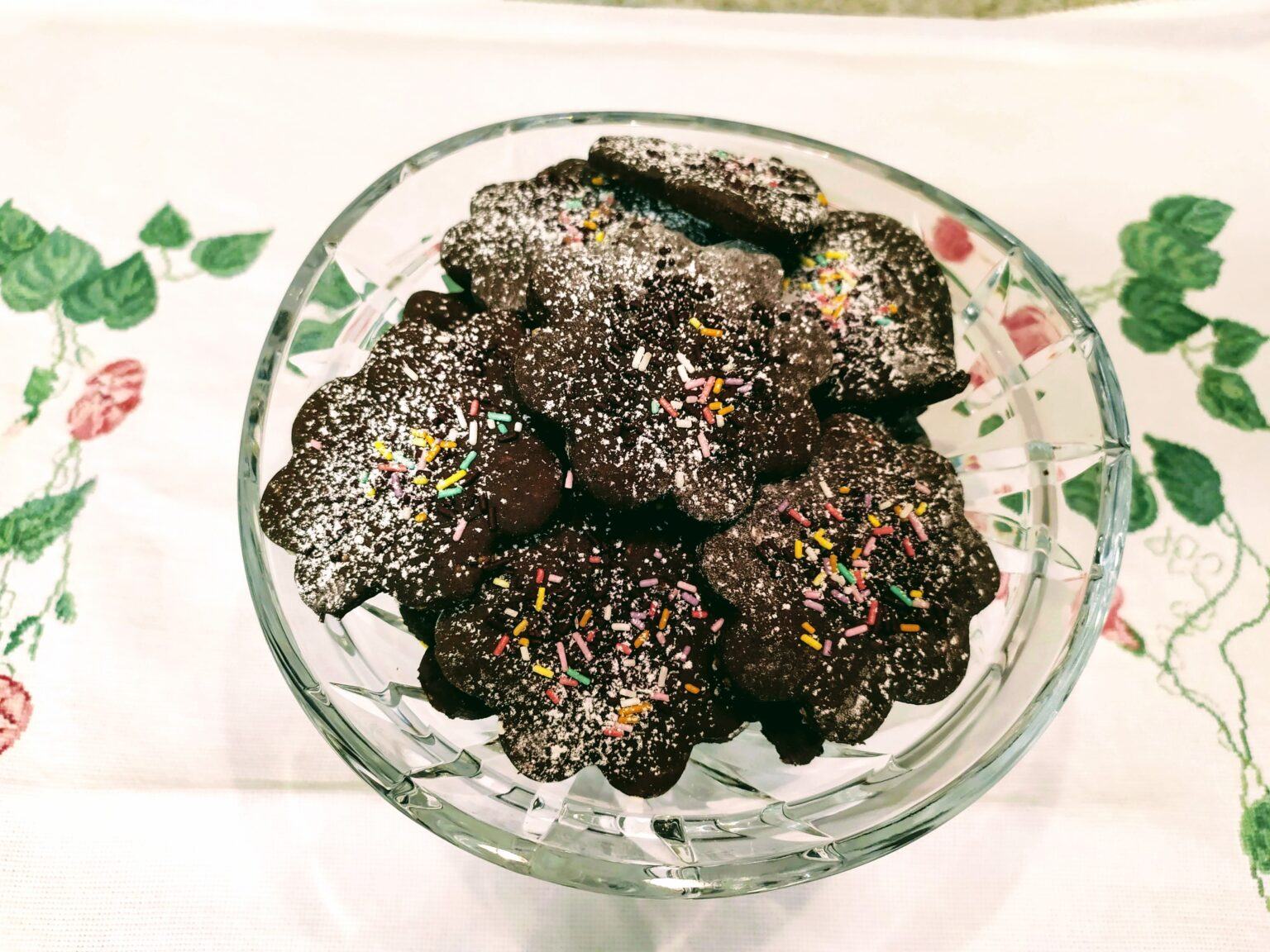 Homemade Chocolate Cookies Recipe-Biskota Me Ҫokollatë | Family Cooking ...