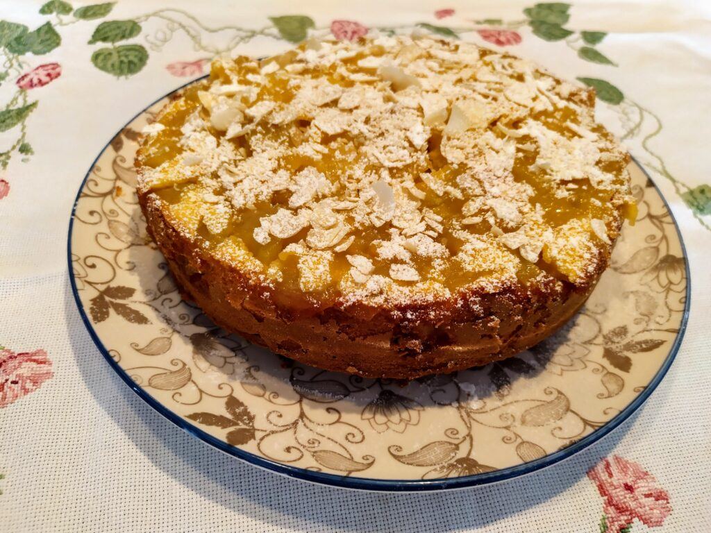 Quick Easy Apple Cake-Kek me Mollë | Family Cooking Recipes